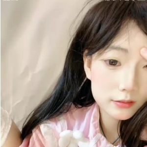 粉嫩白虎主播@06小朋友 尺度福利秀[5V/11.5G] – 兔兔次元