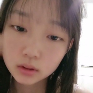 童颜粉嫩网红@你的小学妹 尺度福利秀[13V/15.5G] – 兔兔次元